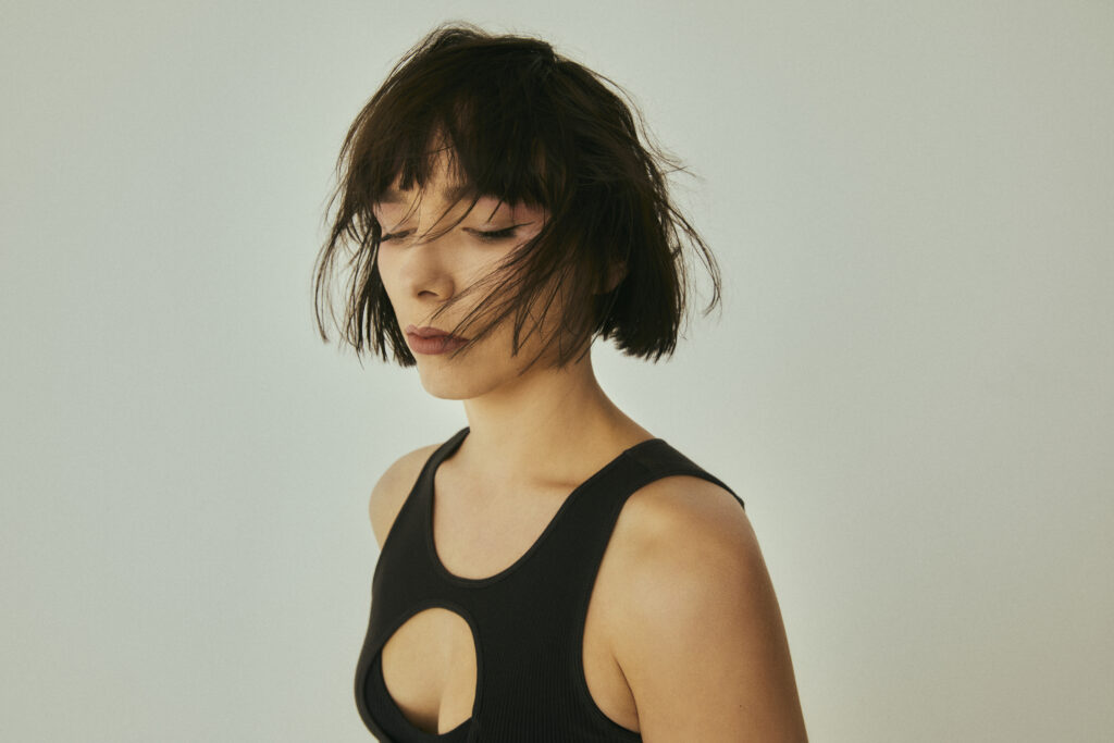 B-Sides - NEW MUSIC | NEW ARTISTS | LIVE EXPERIENCES