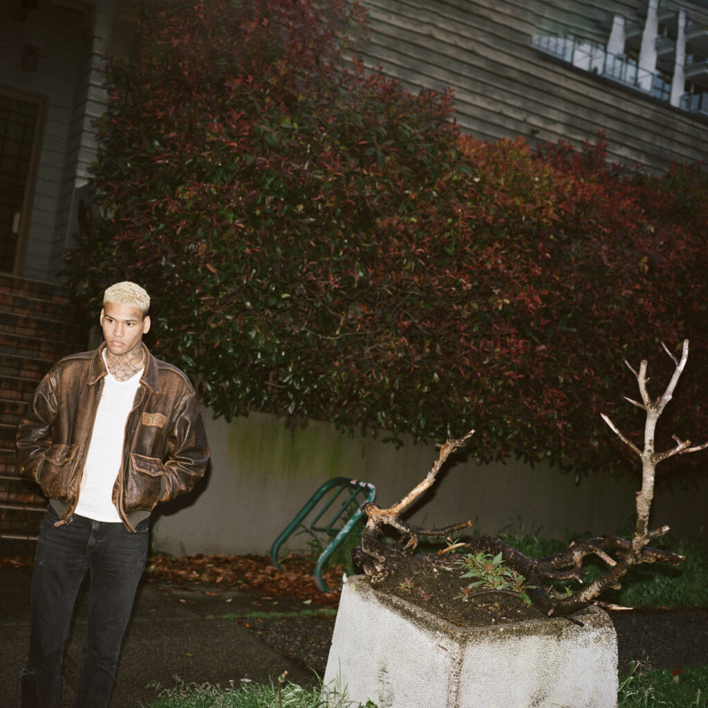 B-Sides - NEW MUSIC | NEW ARTISTS | LIVE EXPERIENCES